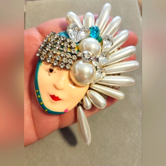 Jewelry | Large Vtg Resin Art Deco Flapper Lady Face Profile Pin Brooch ...